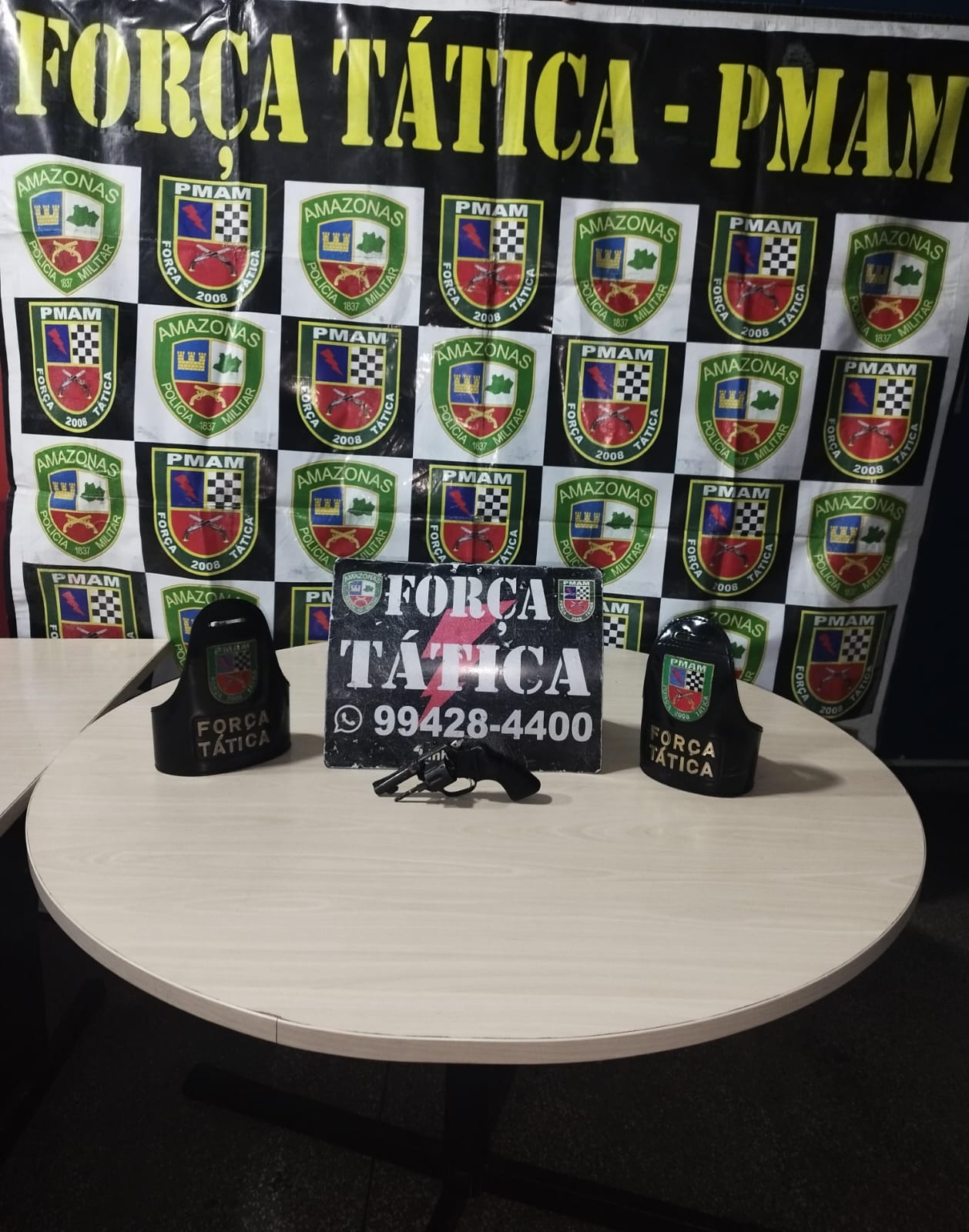 Força Tática da PMAM prende três pessoas com armas de fogo