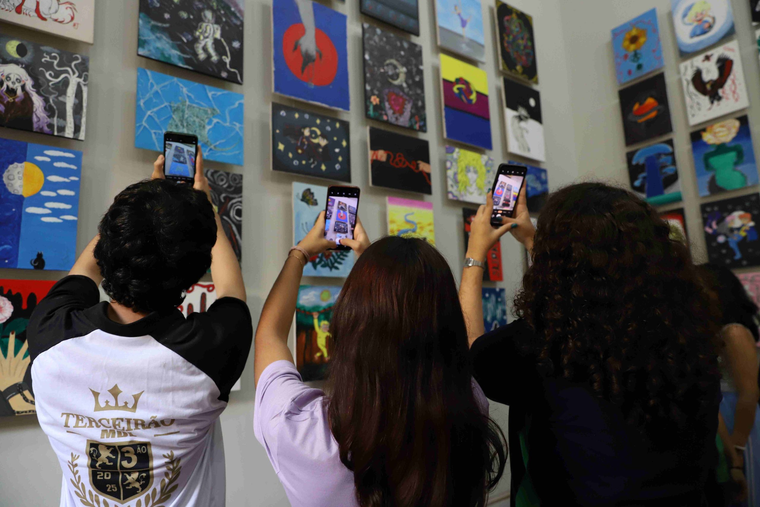 Alunos da EE Maria da Luz Calderaro levam exposição de pinturas ao ...